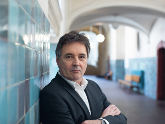 Ralph Knispel über die überforderte Justiz Deutschlands - buchreport