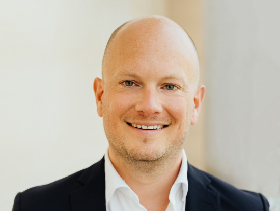 Christoph Engel neuer CFO bei Edel - buchreport